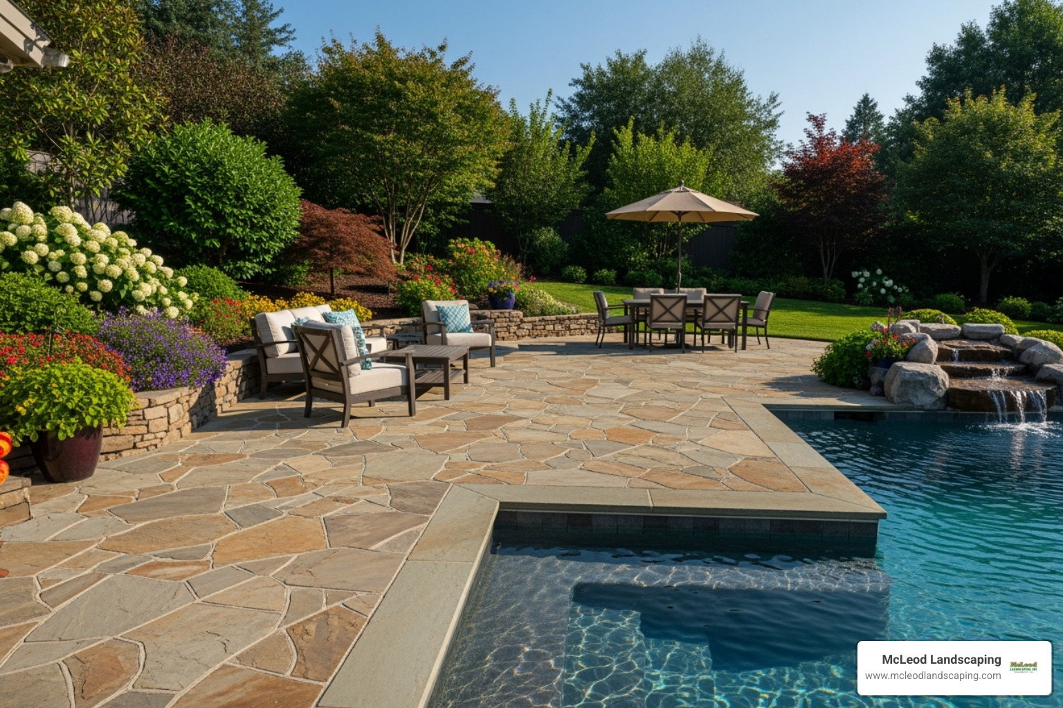 Patio for pool area: 5 Perfect Elements